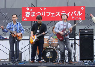 Fabfours（ビートルズ｜トリビュート｜カバー｜コピーバンド）: ライブ報告：2006-04-02(Sun) at 池上本門寺